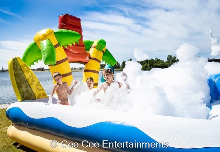 Hawaii Bubble Pit - Hire in Perth | Cee Cee Entertainments